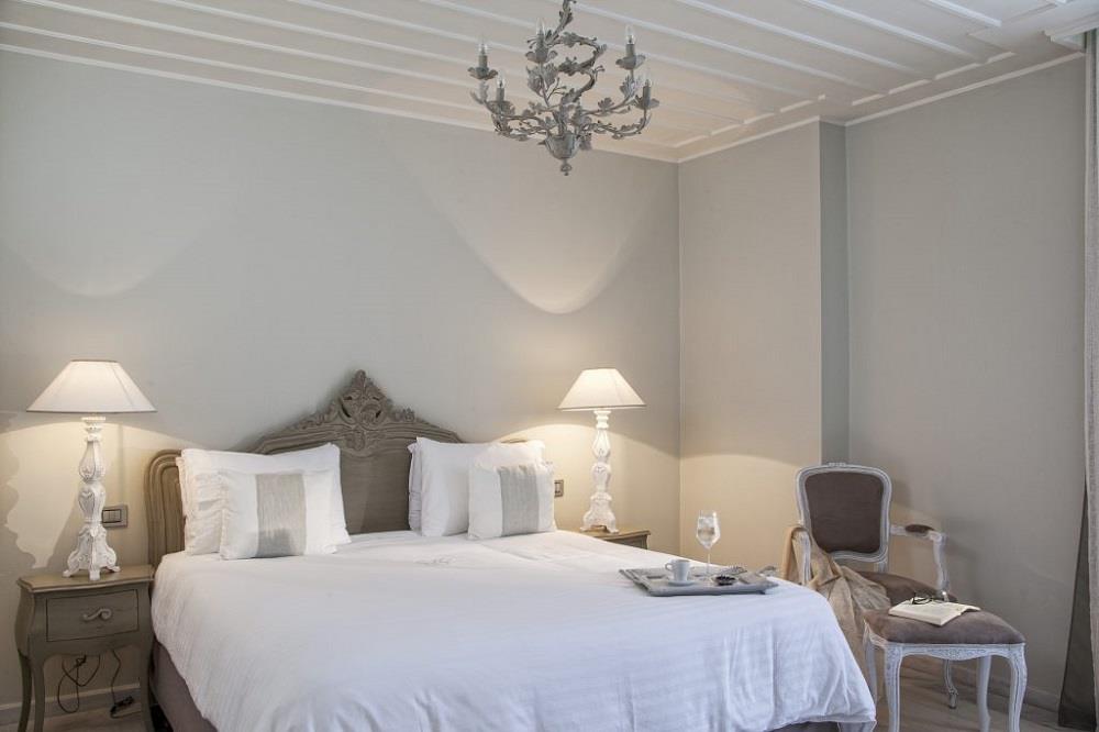 Micra Anglia Hotel (Andros ) | Bookgreece.com