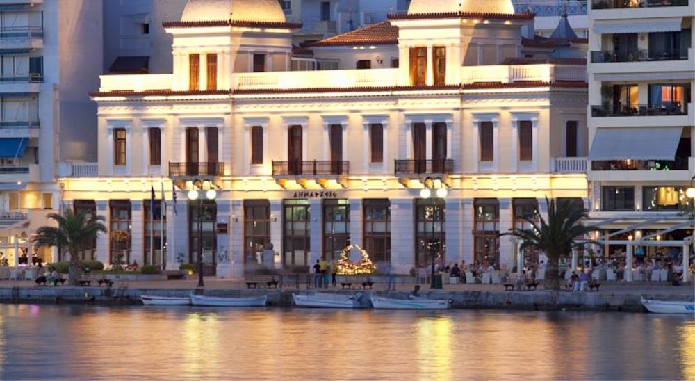 Lucy Hotel (Central Greece) | Bookgreece.com