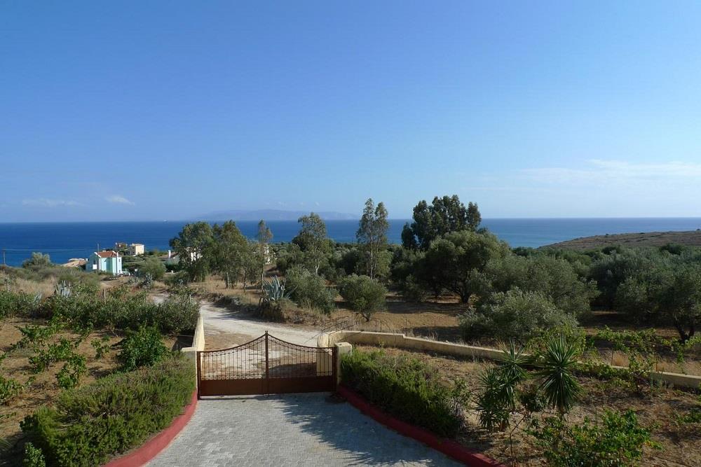 Karavados Beach Hotel (Kefalonia) | Bookgreece.com